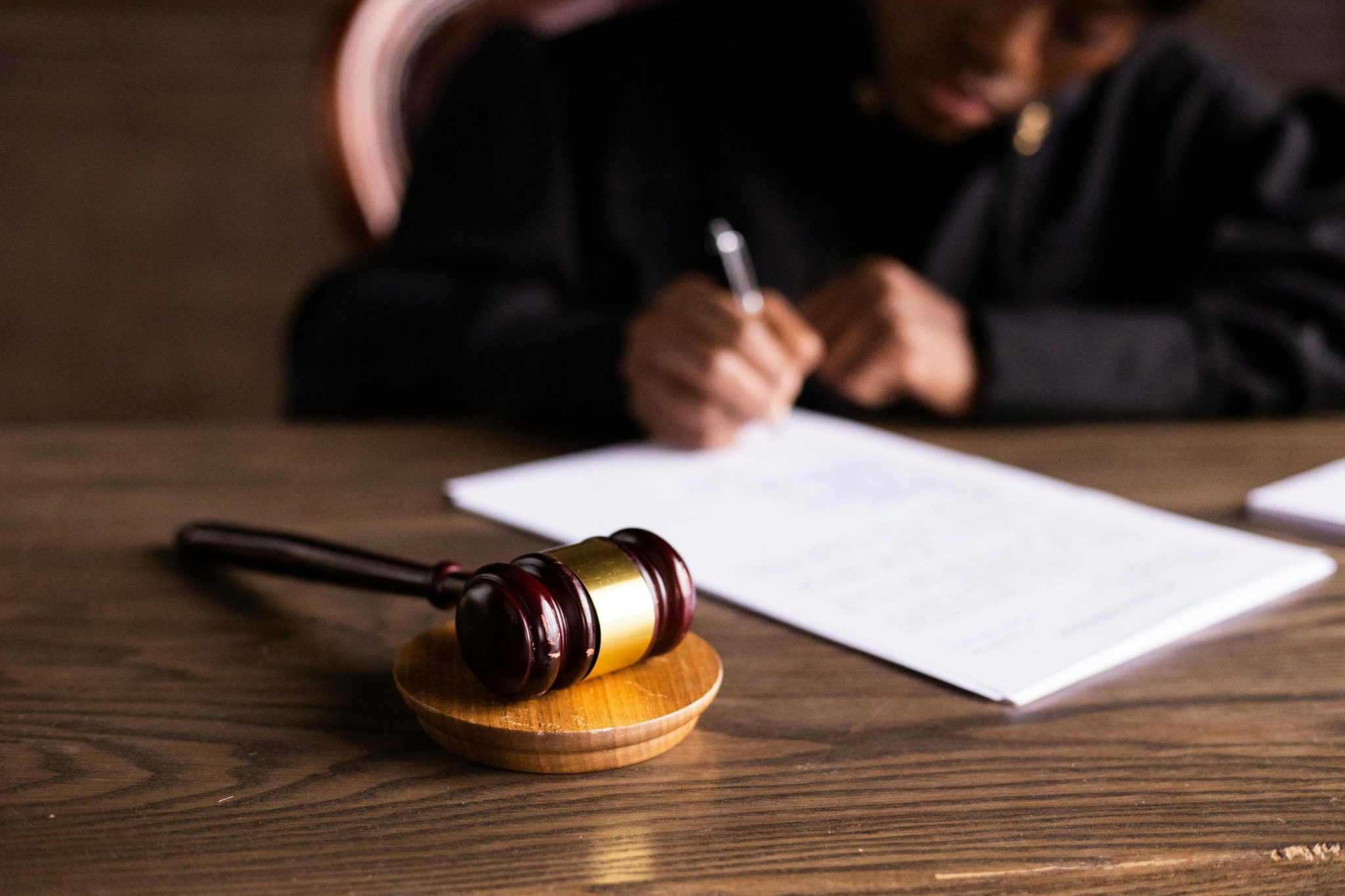 What Happens After a Warrant Is Issued | Legal Guide